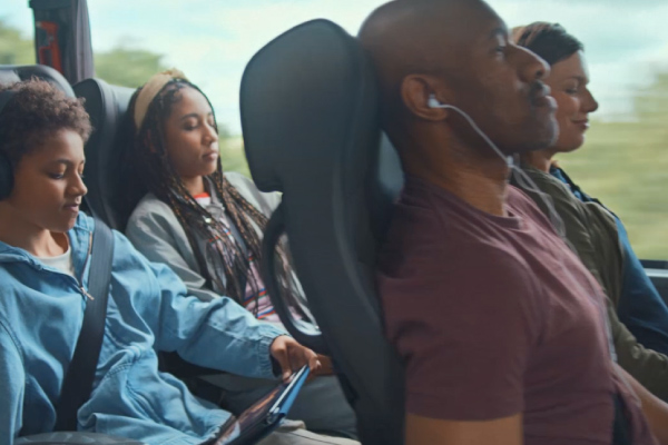 Coach Travel & Airport Transfers | National Express